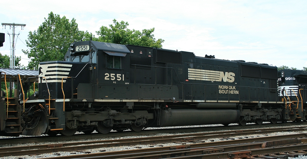NS 2551